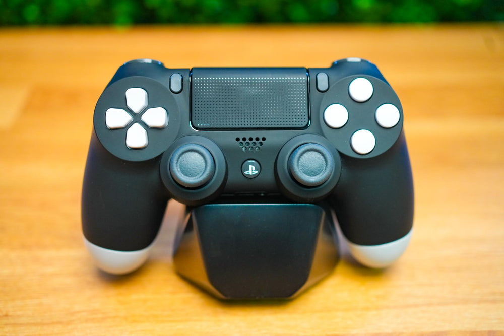 Cinch Gaming Custom PS5 and Xbox Controllers