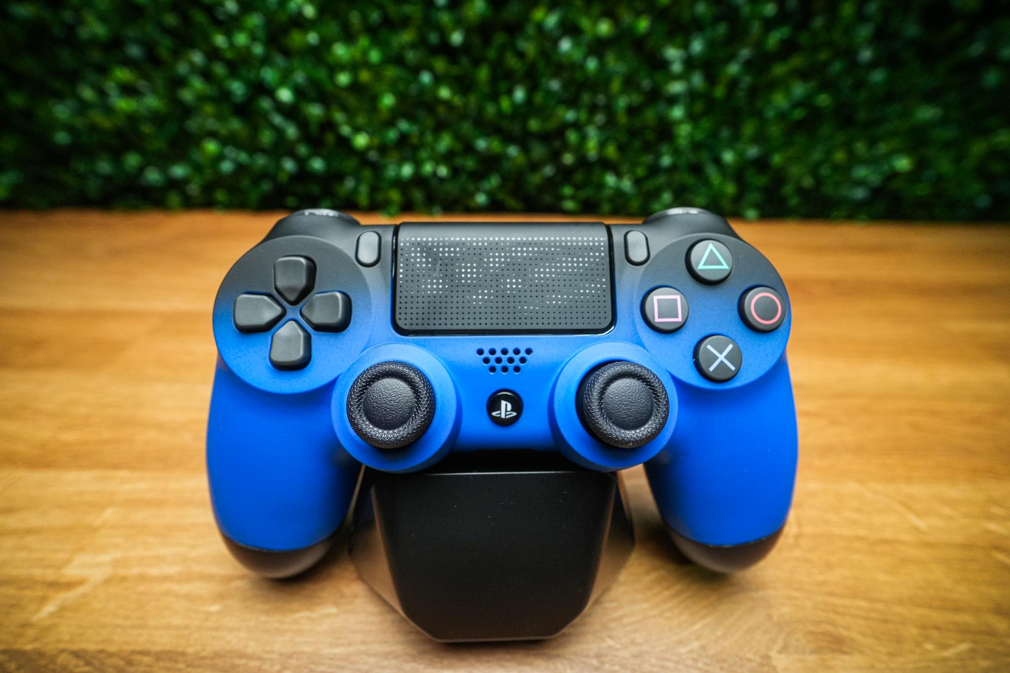 Cinch Gaming Custom PS5 and Xbox Controllers